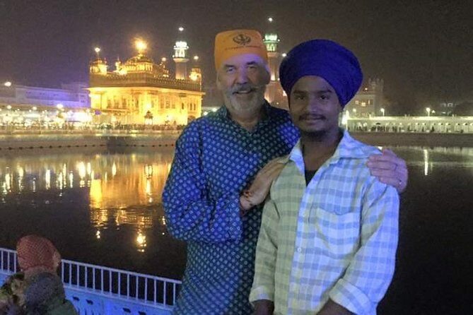 Amritsar 1 Day Tour (Golden Temple, Jallianwala Bagh, Wagah Border & Shopping) - An Early Start and Comfortable Transport
