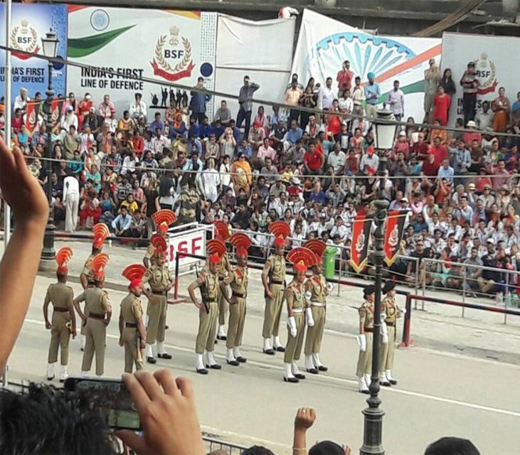 Amritsar City Tour with Wagah Border and Sadda Pind Village - Key Points