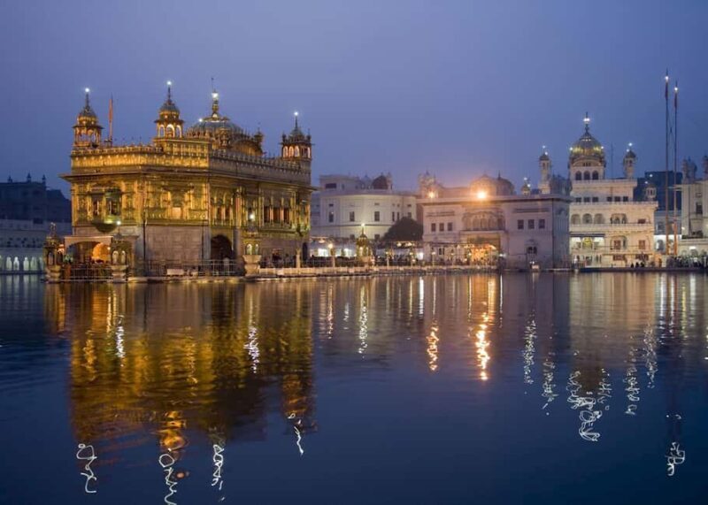 Amritsar Golden Temple- Night view walking tour - Exploring Bustling Bazaars and Local Cuisine