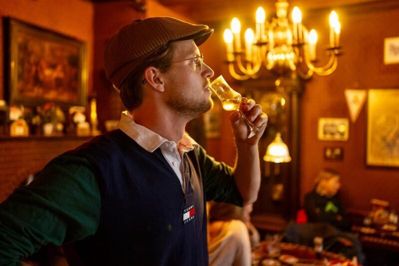 Amsterdam: 10 Tastings Guided Food Tour by UNESCO Canals - Exploring the Best of Amsterdam with the 10 Tastings Guided Food Tour