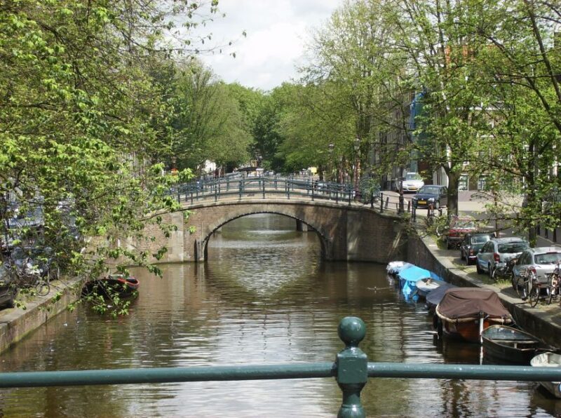 Amsterdam: 2.5-Hour Historic Private Walking Tour - What’s Included and What’s Not