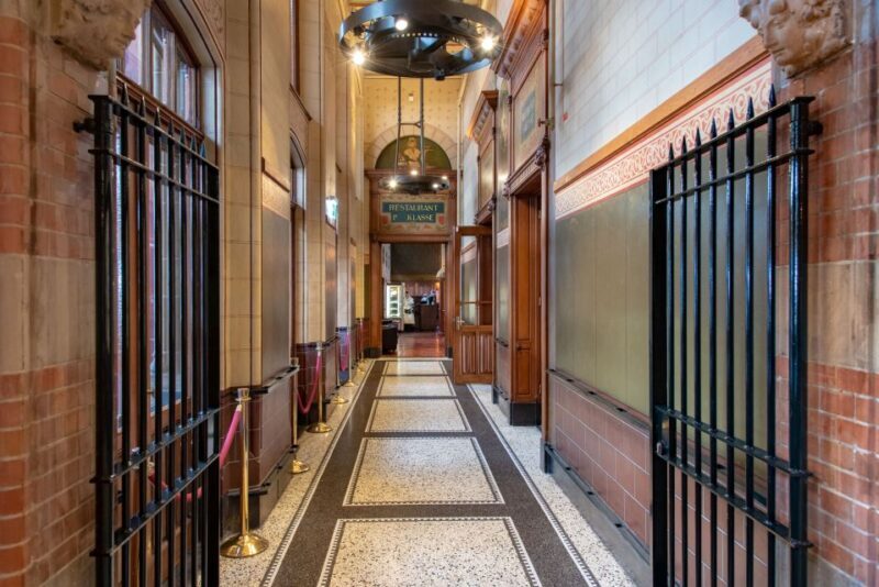Amsterdam: 3-Course Meal in Historic 1st Class Waiting Rooms - FAQ