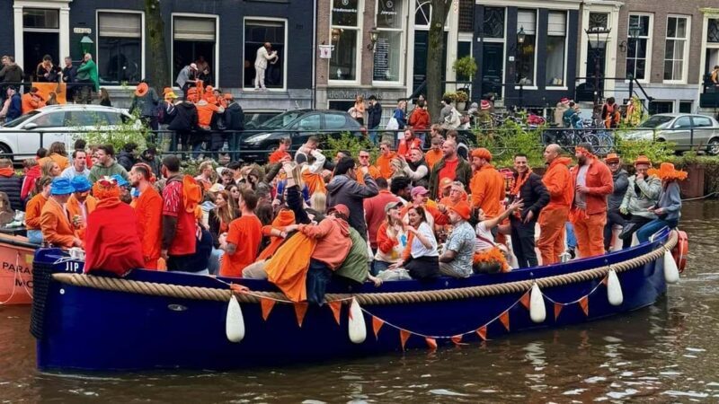 Amsterdam: 3 Hour Kings Day Boat Party with Unlimited Drinks - The Value of the Experience