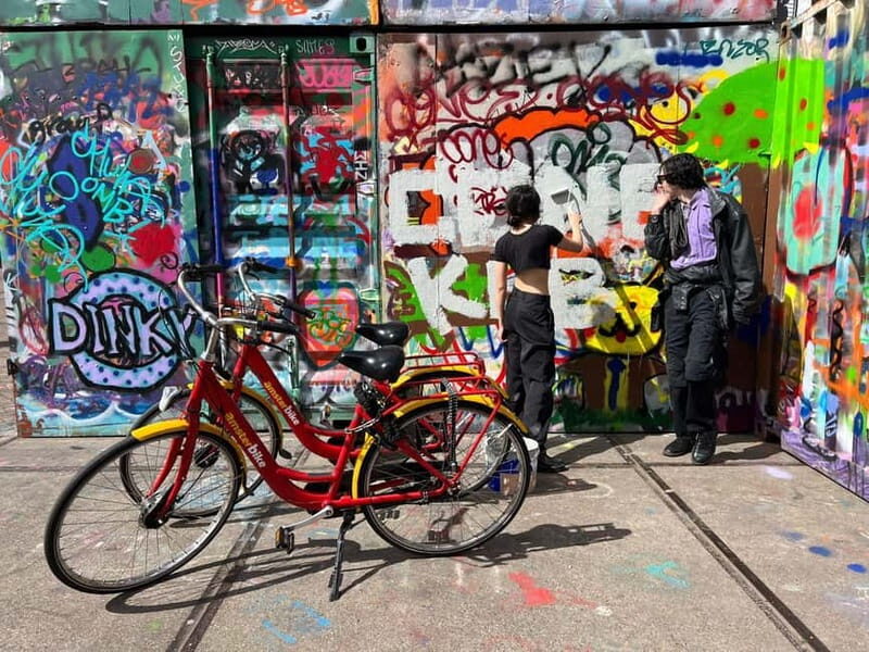 Amsterdam:: Bike Rental with Free Self-Guided Tour App - Authentic Local Flavor and Fun Extras