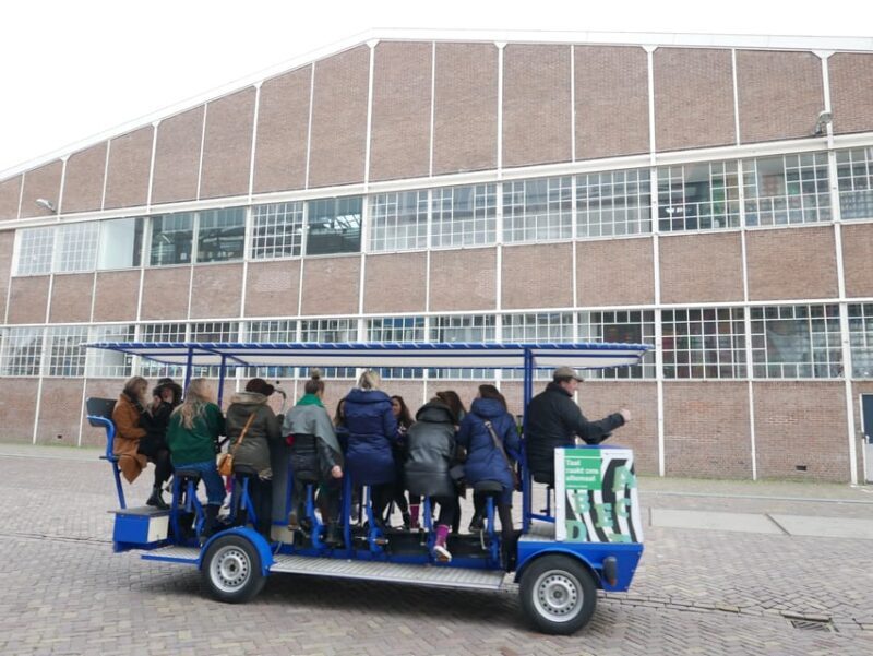 Amsterdam: BUBBLES & BIKE Prosecco Tour - The Original - Group Size and Flexibility