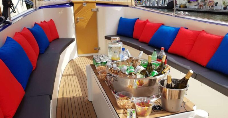 Amsterdam: Canal Booze Cruise with Unlimited Drinks Option - Key Points