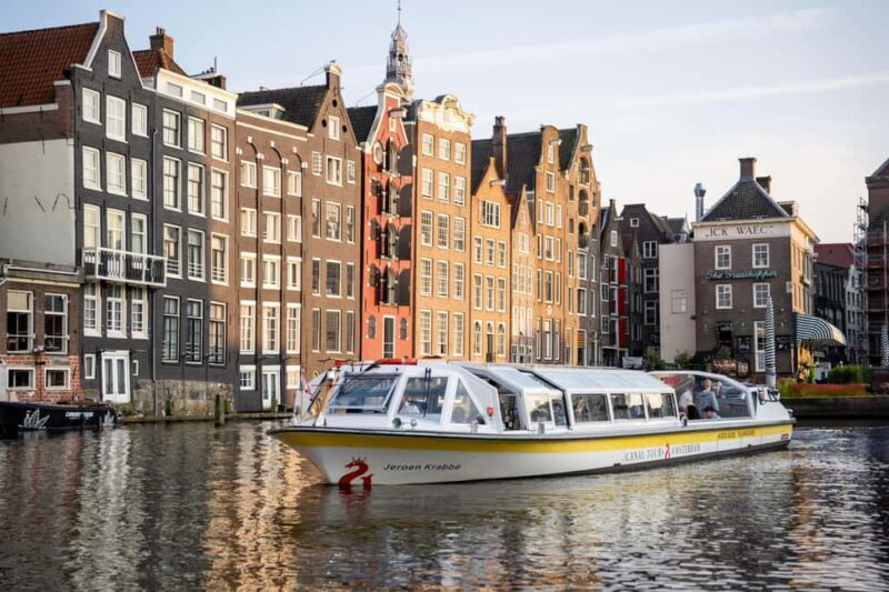 Amsterdam: Canal Cruise with Free Dutch Stroopwafel - What Makes This Cruise Stand Out
