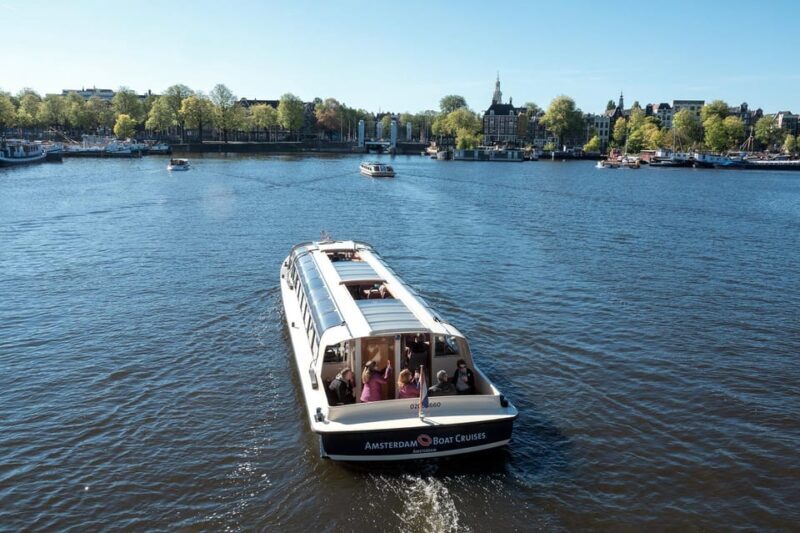 Amsterdam: Canal Cruise with Live Commentary & Audio Guide - Authenticity and Unique Aspects From Reviews
