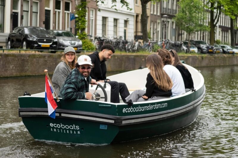 Amsterdam: Captain For a Day 2-Hour Boat Rental - FAQs