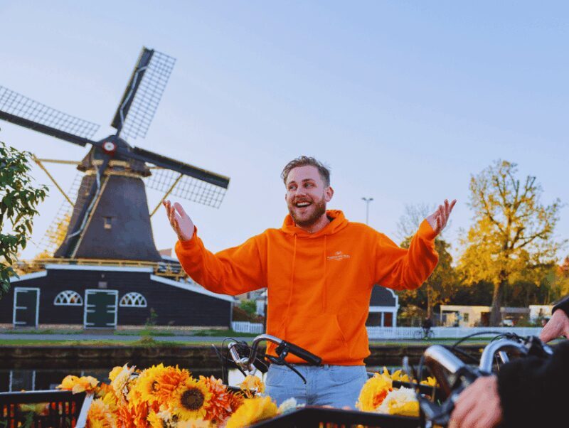 Amsterdam: Cheese, Windmill & Countryside Bike Tour - Guides and Group Size