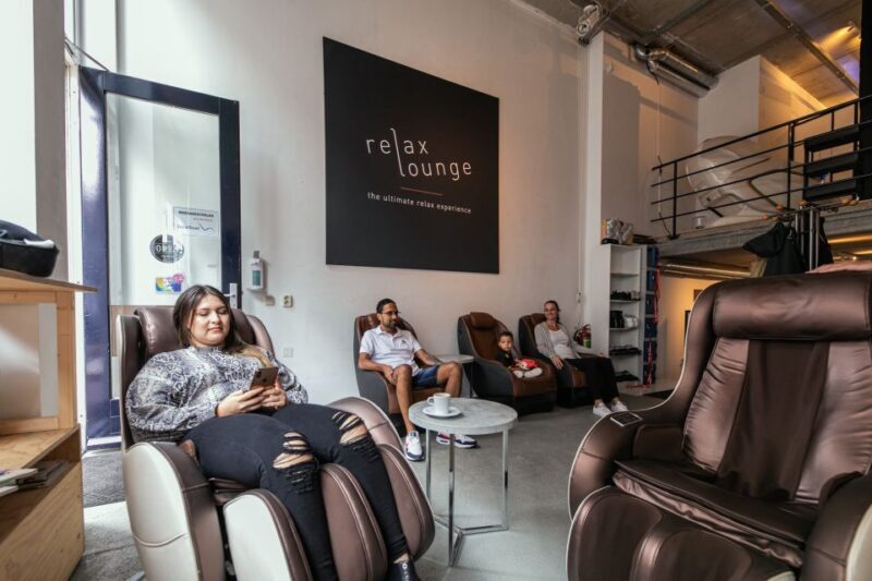Amsterdam: Chill Massage Chair - Who Should Consider This?