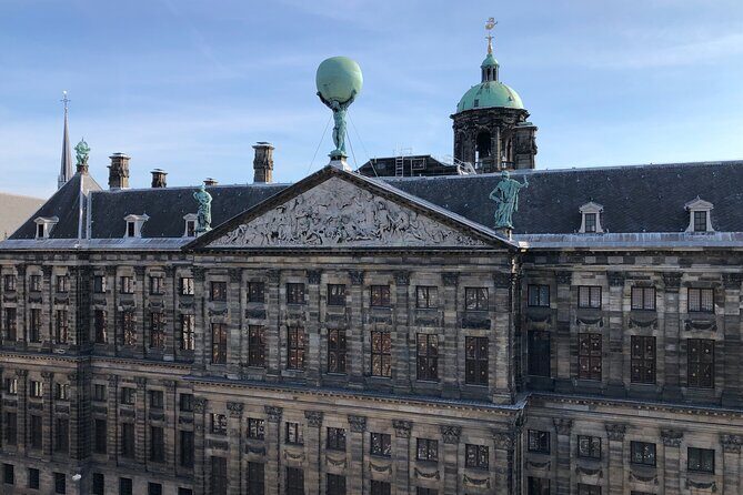 Amsterdam city center walking tour in Italian - Who Should Choose This Tour?