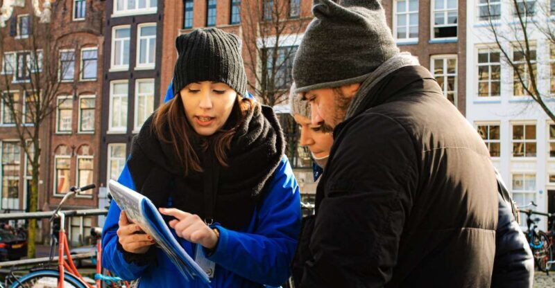 Amsterdam: City Center Walking Tour - The Experience: Pros and Cons