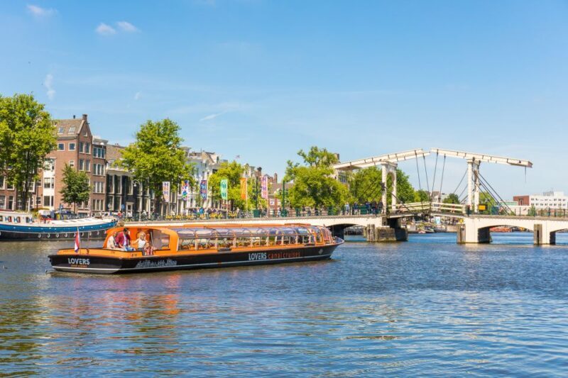Amsterdam: City Centre Canal Cruise including Audioguide - Final Thoughts: Who Should Try This?