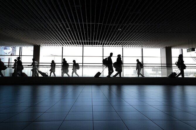 Amsterdam City to AMS Schiphol Airport departure transfer - An In-Depth Look at the Transfer Experience
