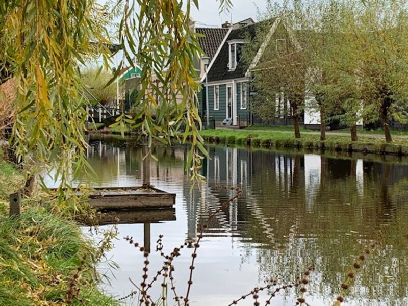Amsterdam: Countryside Bike Tour and Zaanse Schans Windmills - Discovering a Dutch Landscape Painted by Monet
