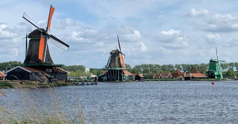 Amsterdam: Countryside Bike Tour and Zaanse Schans Windmills - Weather and Preparation