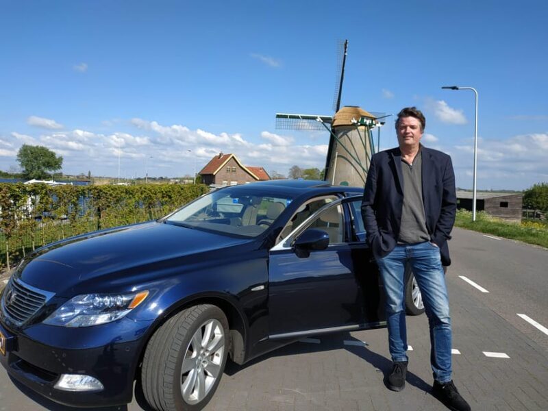 Amsterdam & Countryside Private Tour by premium car - Who Should Consider This Tour?