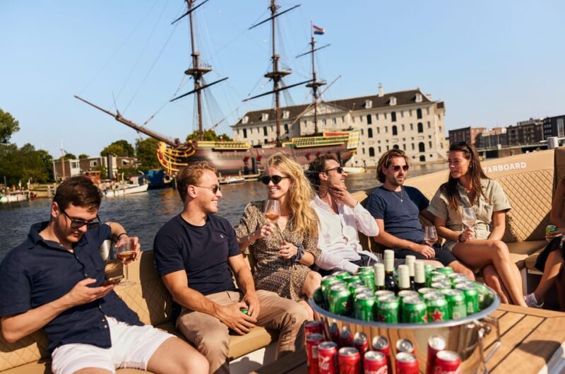 Amsterdam: Cozy Evening Canal Cruise With Open Bar Option - What to Expect from the Experience