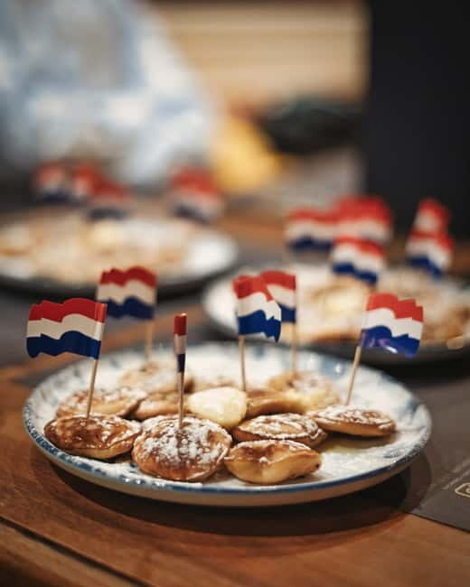 Amsterdam: Dutch Mini Pancakes (Poffertjes) - Exploring the Dutch Mini Pancakes Experience in Detail