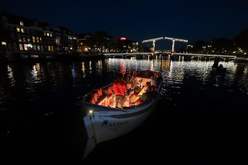 Amsterdam: Evening Canal Cruise with (Open) Bar on Board - Key Points