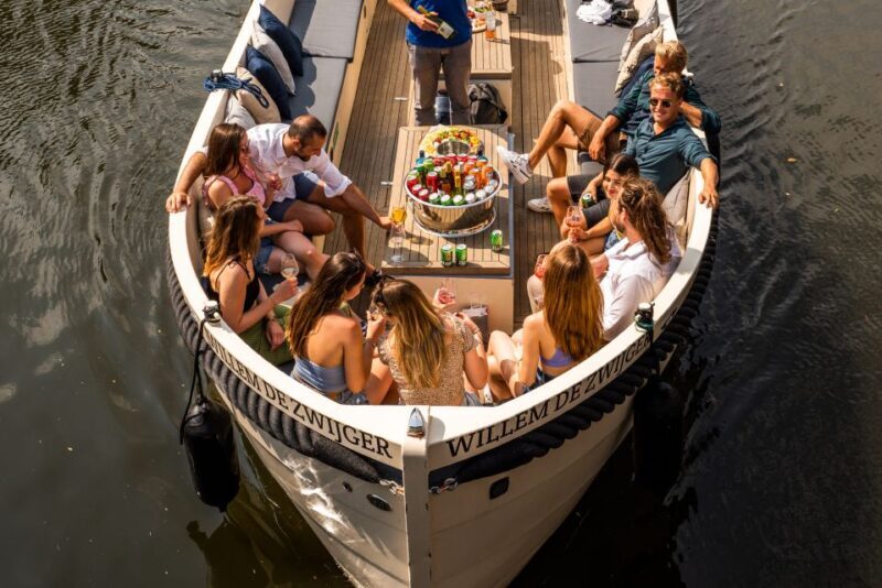 Amsterdam: Evening Canal Cruise With Unlimited Drinks Option - Practical Details: What to Know Before Booking