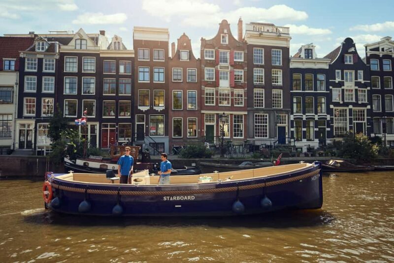 Amsterdam: Evening Canal Cruise With Unlimited Drinks Option - FAQ
