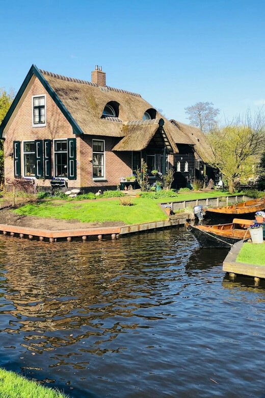 Amsterdam: Explore Giethoorn in a Private Tour with Driver - The Sum Up