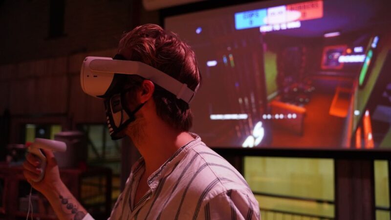 Amsterdam Free-Roam VR: Immersive Virtual Reality Experience - FAQ