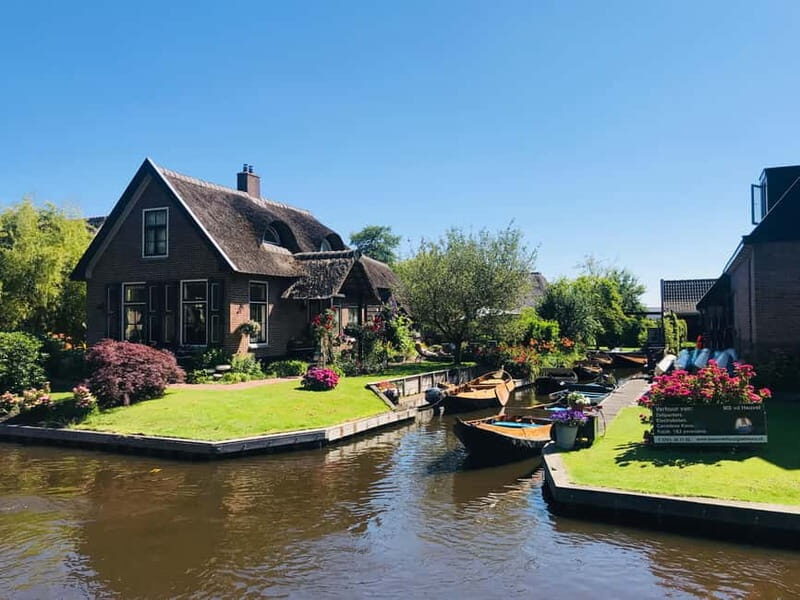 Amsterdam: Giethoorn, Afsluitdijk and Zaanse Schans Day Trip - Key Points