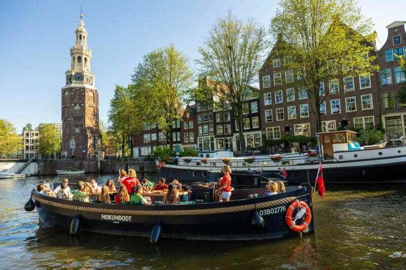 Amsterdam: Guided Open Boat Cruise Unlimited Drinks Option - FAQ