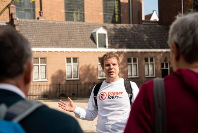 Amsterdam: Highlights & History Walking Tour - Key Points