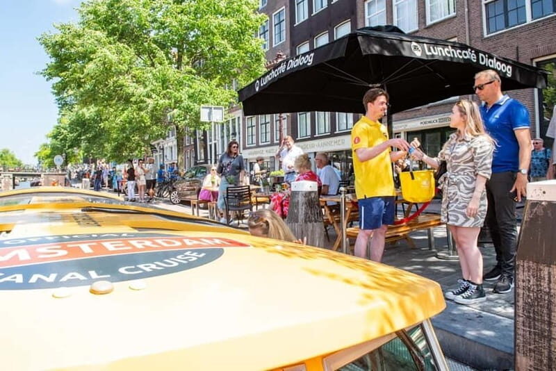 Amsterdam: Historic City Centre Canal Cruise - How Do You Make the Most of It?