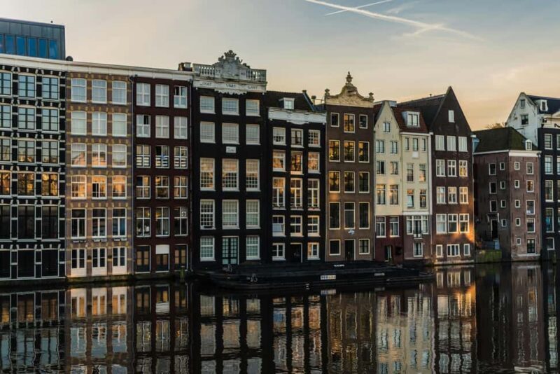 Amsterdam Historical Walk: Golden Age and Colonial Empire - Key Points