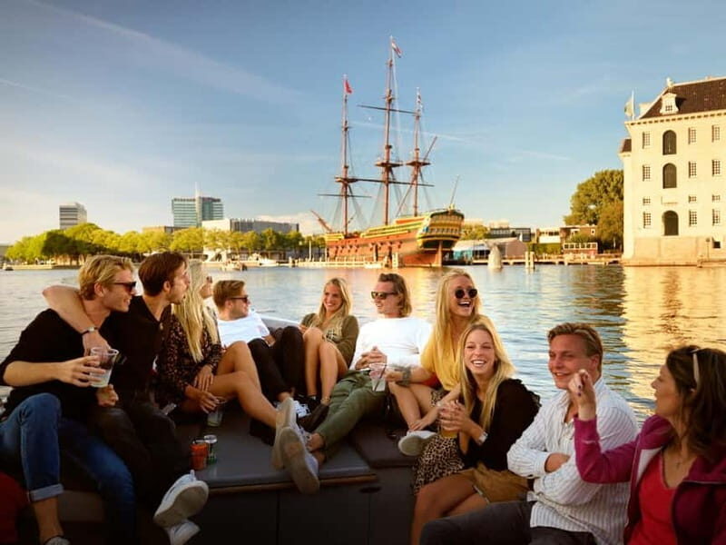 Amsterdam: History Cruise with Local Guide, Drinks & Bites - An In-Depth Look at the Experience