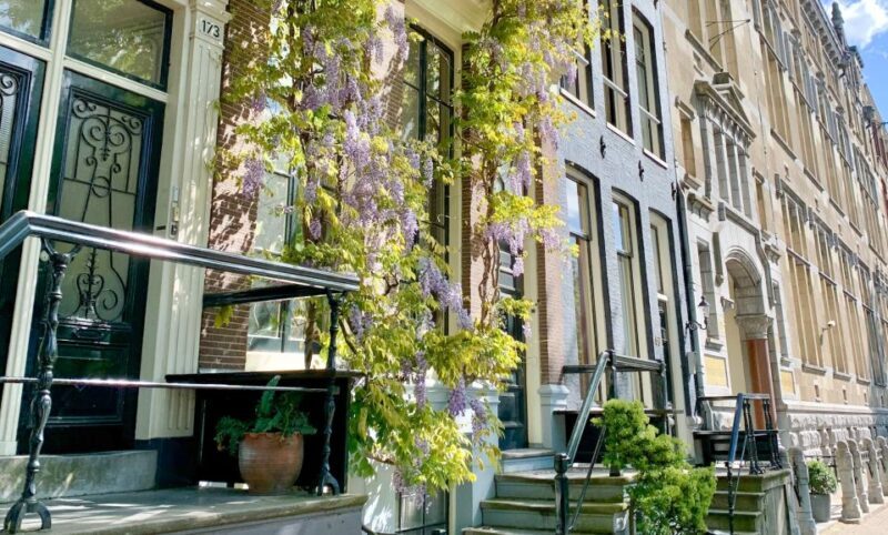 Amsterdam: Inner City Bike Tour German or English (Private) - Why Choose a Private Bike Tour in Amsterdam?