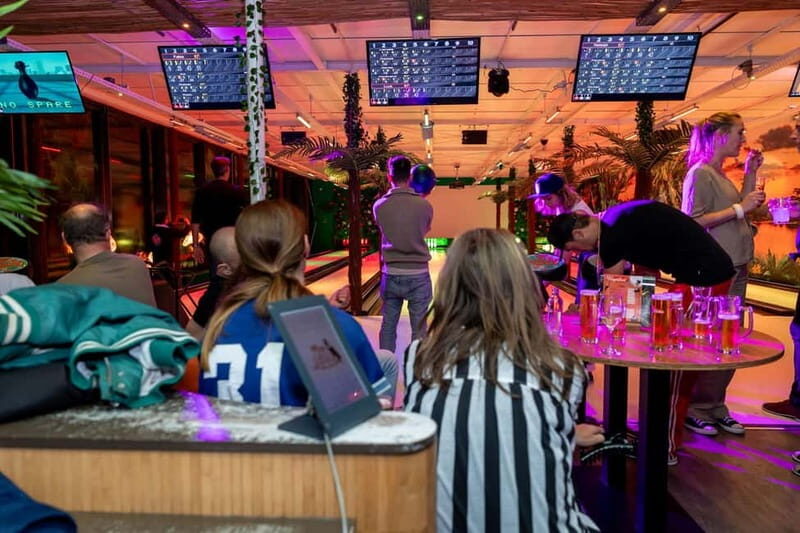 Amsterdam: LED Bowling Experience - Deep Dive: The Experience at Aloha Amsterdam