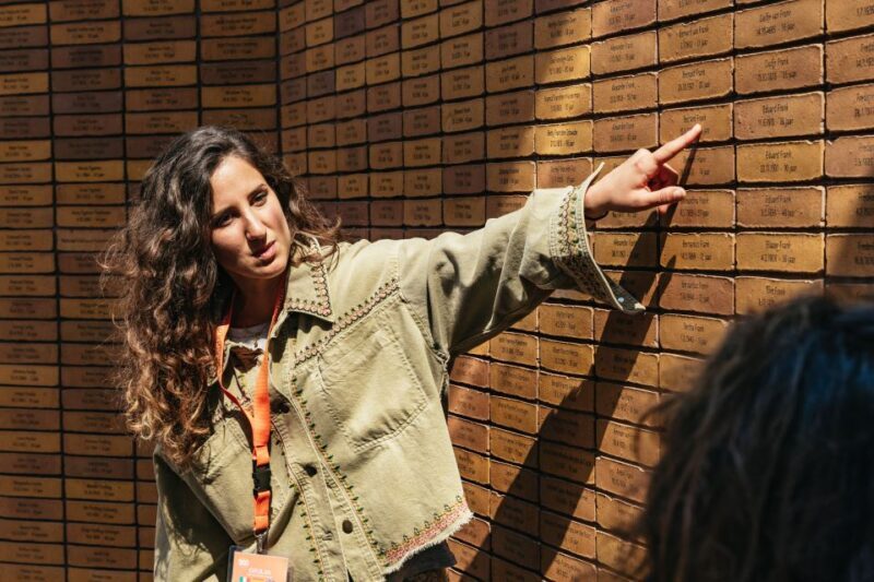 Amsterdam: Life of Anne Frank and World War II Walking Tour - An Overview of the Experience