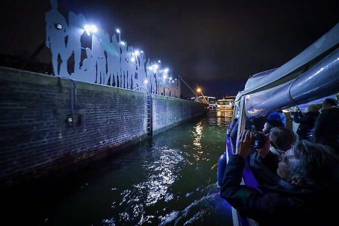 Amsterdam: Light Festival Cruise with Unlimited Drinks Option - Key Points