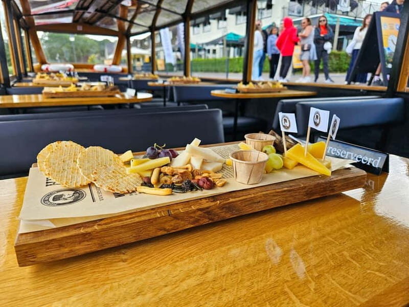 Amsterdam: Live GuideD Giethoorn Boat Tour & Cheese Platter - Introduction: What makes this tour appealing?