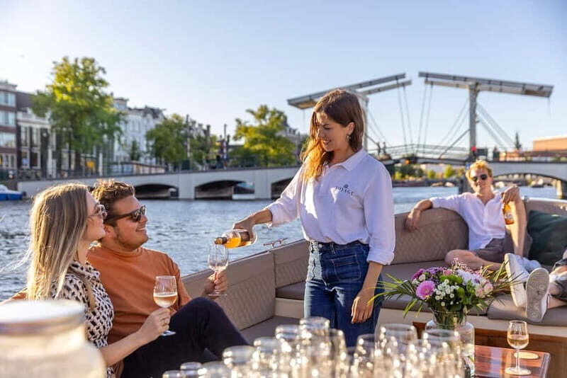 Amsterdam: Luxury Canal Cruise with Optional Snacks & Drinks - Diving Into the Experience: What to Expect from the Canal Cruise
