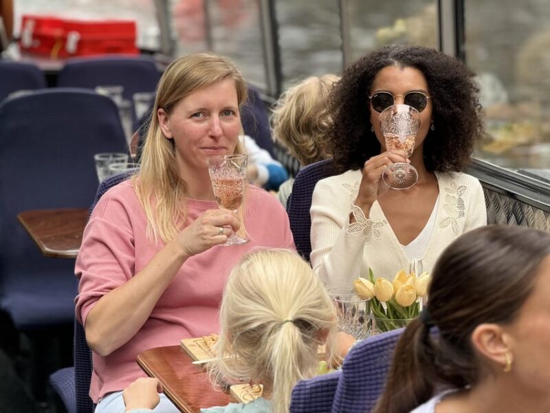Amsterdam: Luxury Cheese & Wine Canal Cruise - Key Points