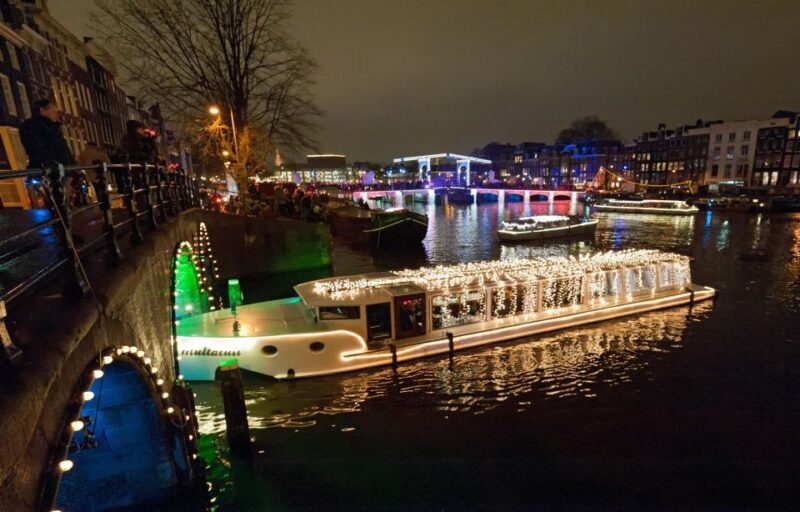 Amsterdam: Luxury Light Festival Cruise with Drinks Option - The Itinerary and Whats Special About It
