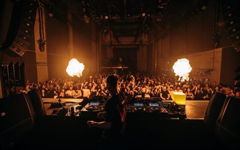 Amsterdam: Nightlife Scene 1, 2, or 3-7 Day Ticket - The Included Experiences and Extras