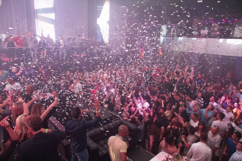 Amsterdam: Nightlife Scene 1, 2, or 3-7 Day Ticket - The Sum Up