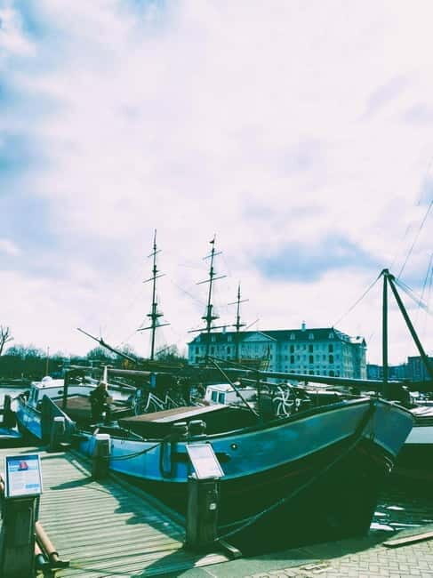 Amsterdam: Off the Beaten Path Bike Tour in French - Final Thoughts: Who Will Love This Tour?