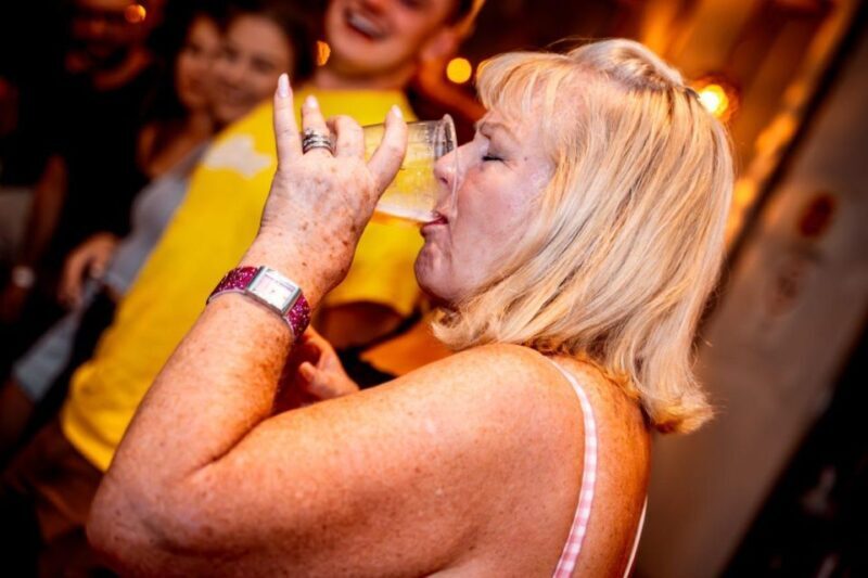 Amsterdam: Original Pub Crawl Party with VIP Entrance - Authentic Testimonials