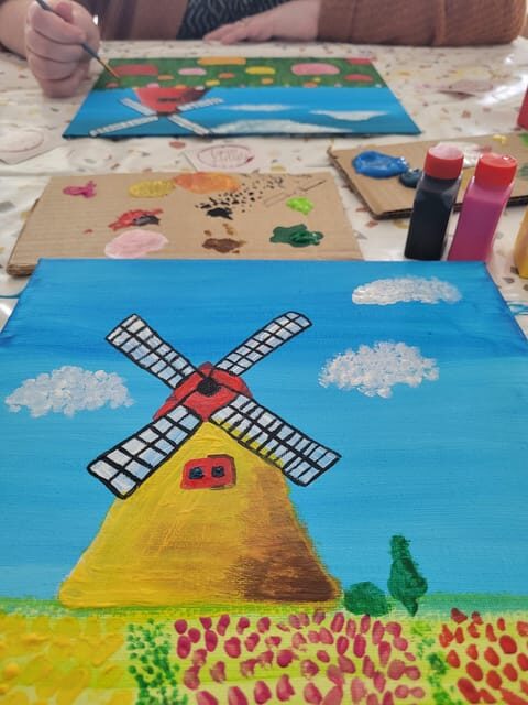 Amsterdam: Paint & Sip Workshop - Paint your Souvenir - An Artistic Twist on Amsterdams Highlights