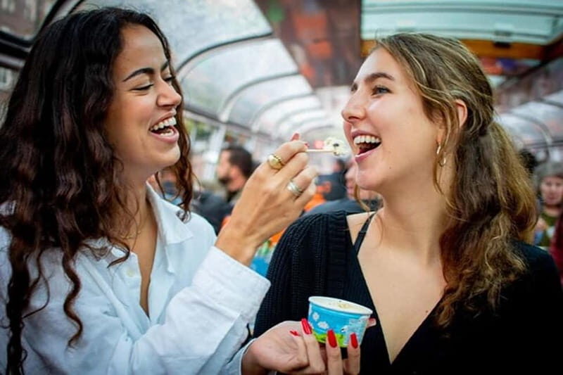 Amsterdam: Pizza Cruise with New York Pizza & Drinks - Practical Tips for Your Cruise