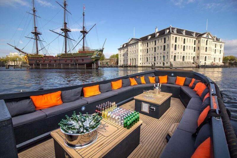 Amsterdam: Private BBQ Cruise with Personal Chef & Drinks - Key Points
